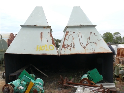 Twin Discharge Hopper | J&P Group