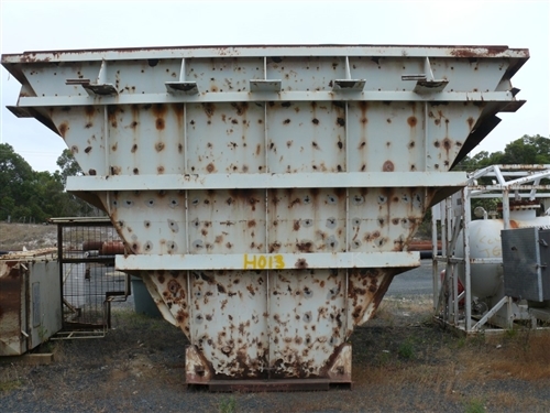 Lined Ore Bin/Discharge Hopper 4.5m wide | J&P Group