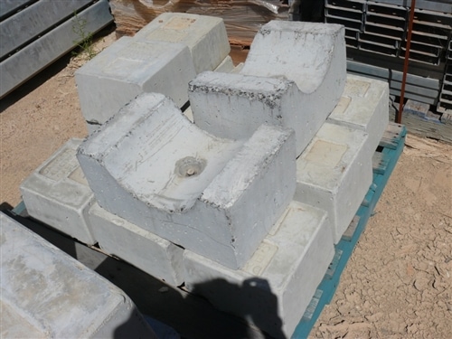 Concrete Sign/fence holders | J&P Group