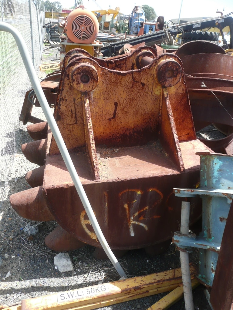Excavator Padfoot Attachment | J&P Group
