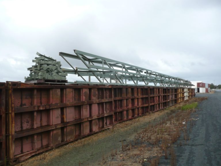 Truss Conveyor with roller frames and rollers | J&P Group