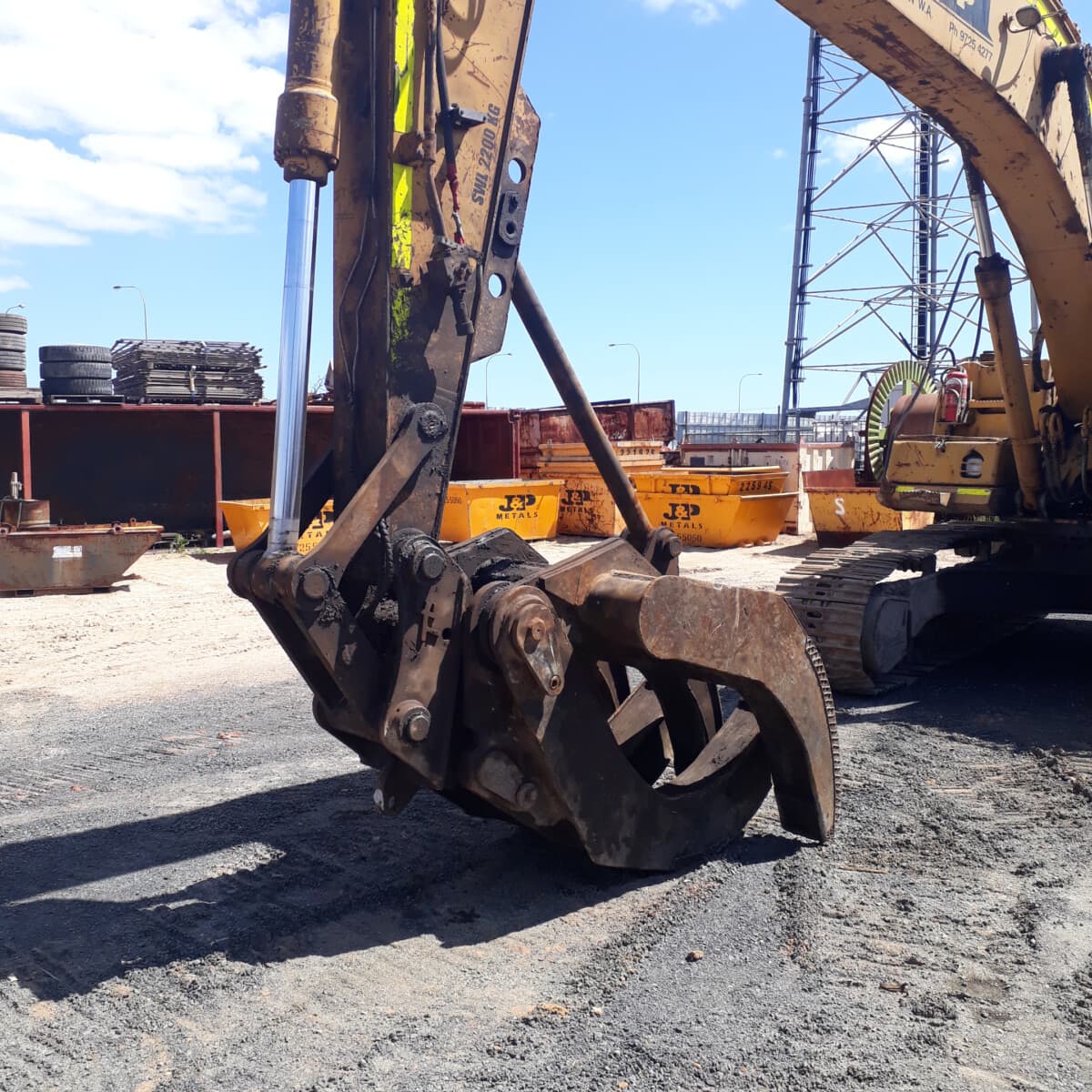 Excavator Grab | J&P Group