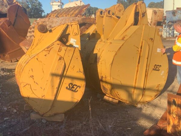 Earthmoving/Clamshell Buckets | J&P Group
